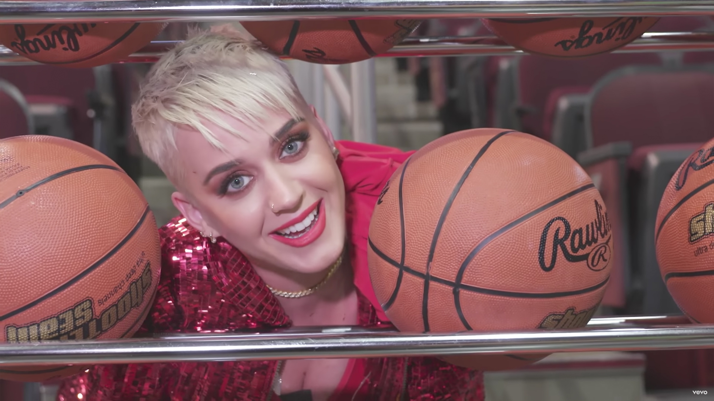Hoe Katy Perry 'Swish Swish' maakte - Qmusic